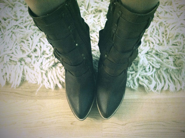 horizontal – Mr. Kate